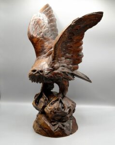 0478-Adler auf Fels Schnitzfigur ca. 51 cm - Auktionshaus Wimberger